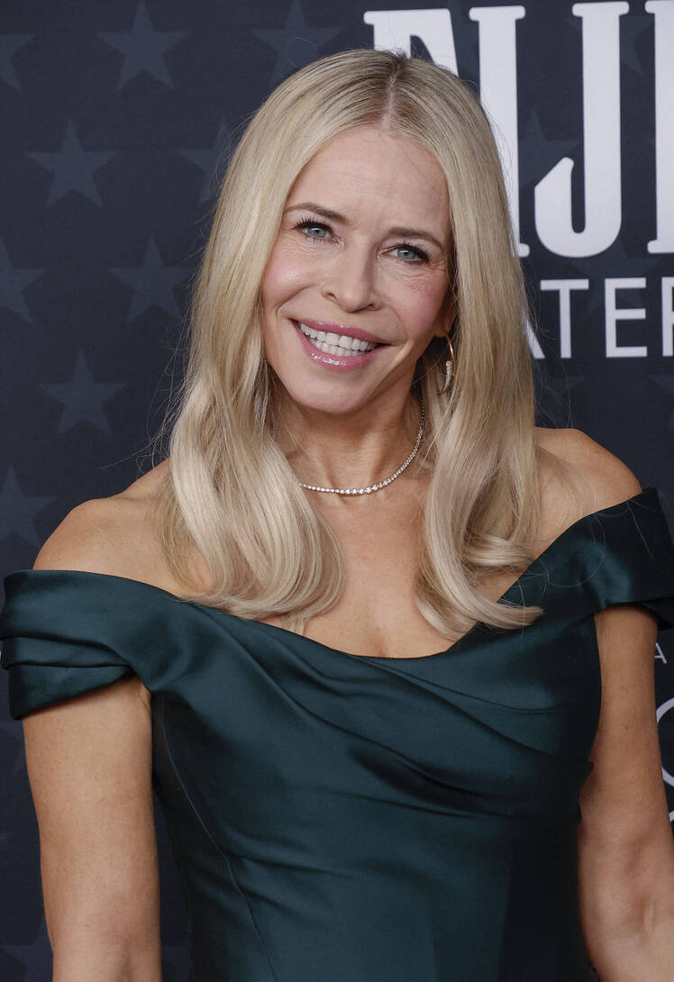 Chelsea Handler Shares Her Thoughts on ‘Total Dud’ Tom Brady Possibly ...