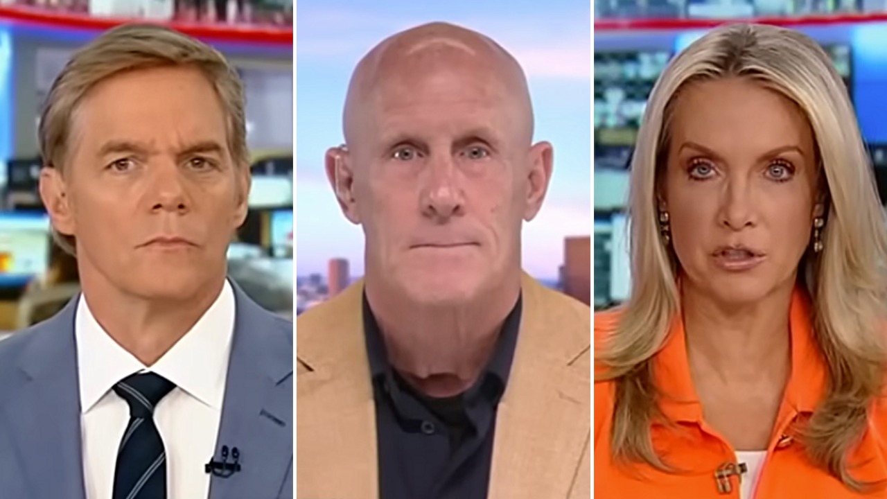 People Think Retired Navy SEAL Wears Face Mask on Air With Fox News